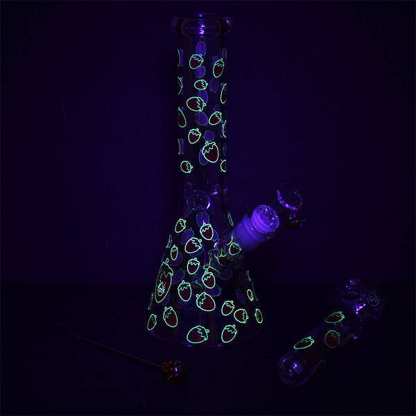 Sweet Strawberry Bong and Pipe Bundle - Stylish & Fun | Gift Bong ...